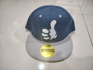 "Damm girl" spell out flora overprint cap, Men's Fashion, Watches ...