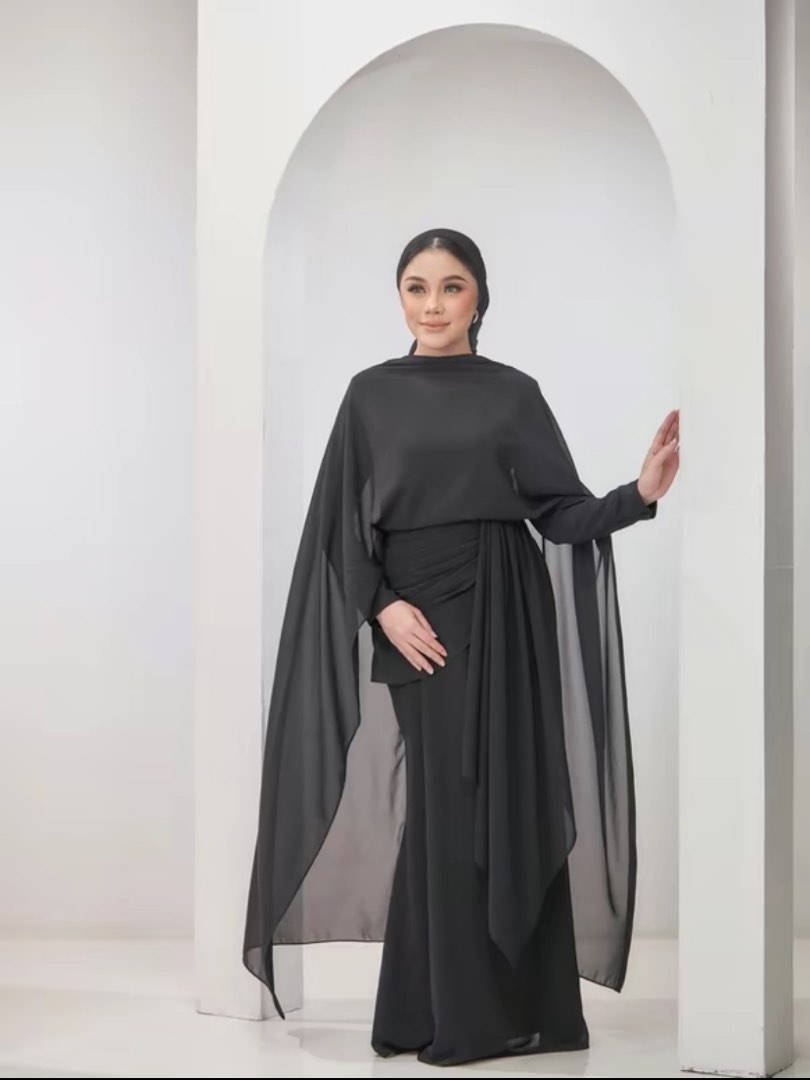 Tiffany Dress by Tasha Fatnin HIJABISTAHUB MYRAVALLYN LOCKA PETRA ...