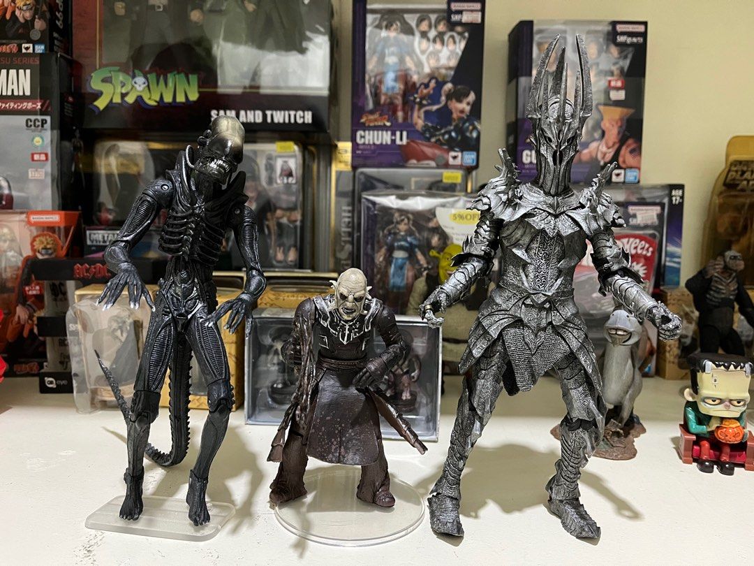 , alien neca 2006, lotr orc, (toybiz sauron sold), Hobbies & Toys, Toys ...
