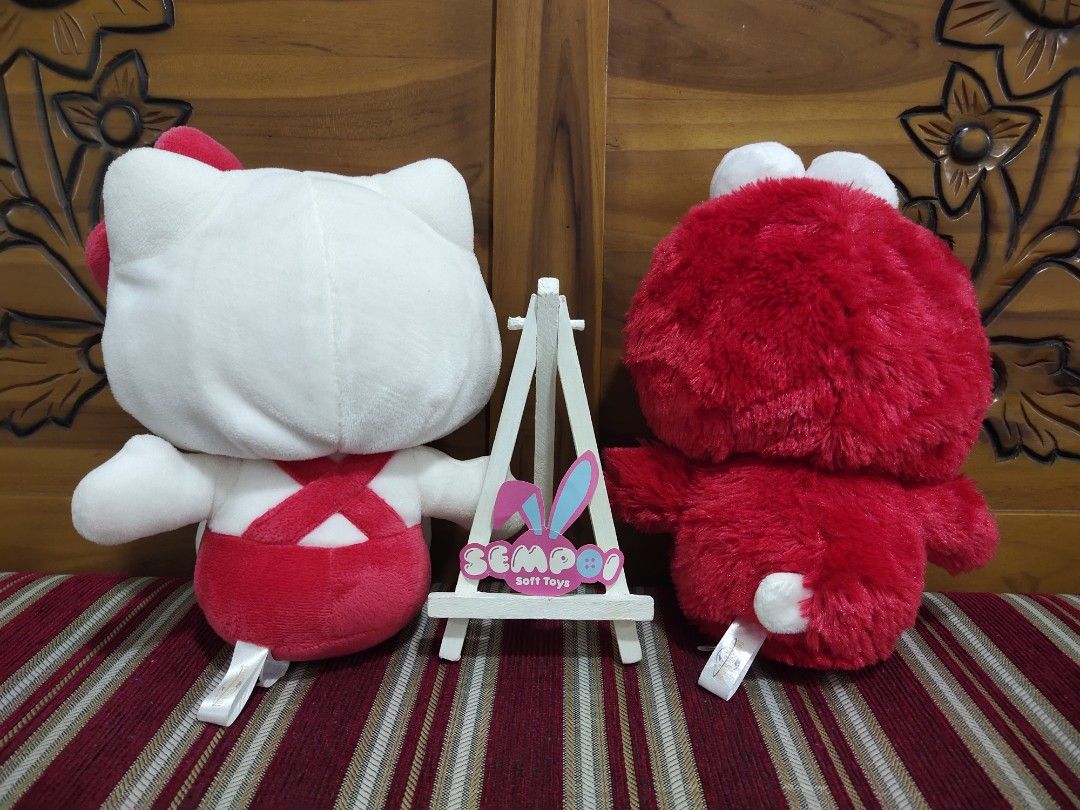 USJ HELLO KITTY x ELMO, Hobbies & Toys, Toys & Games on Carousell