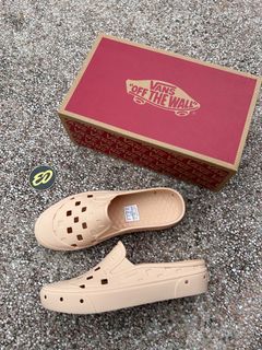 VANS SLIP ON MULES-TREK CLASSIC, Men's Fashion, Footwear, Sneakers on ...