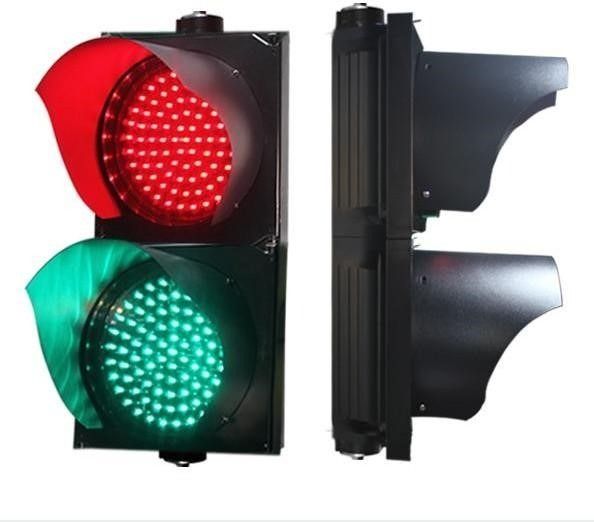 2 colors traffic light 200mm red and green, Everything Else, Looking ...