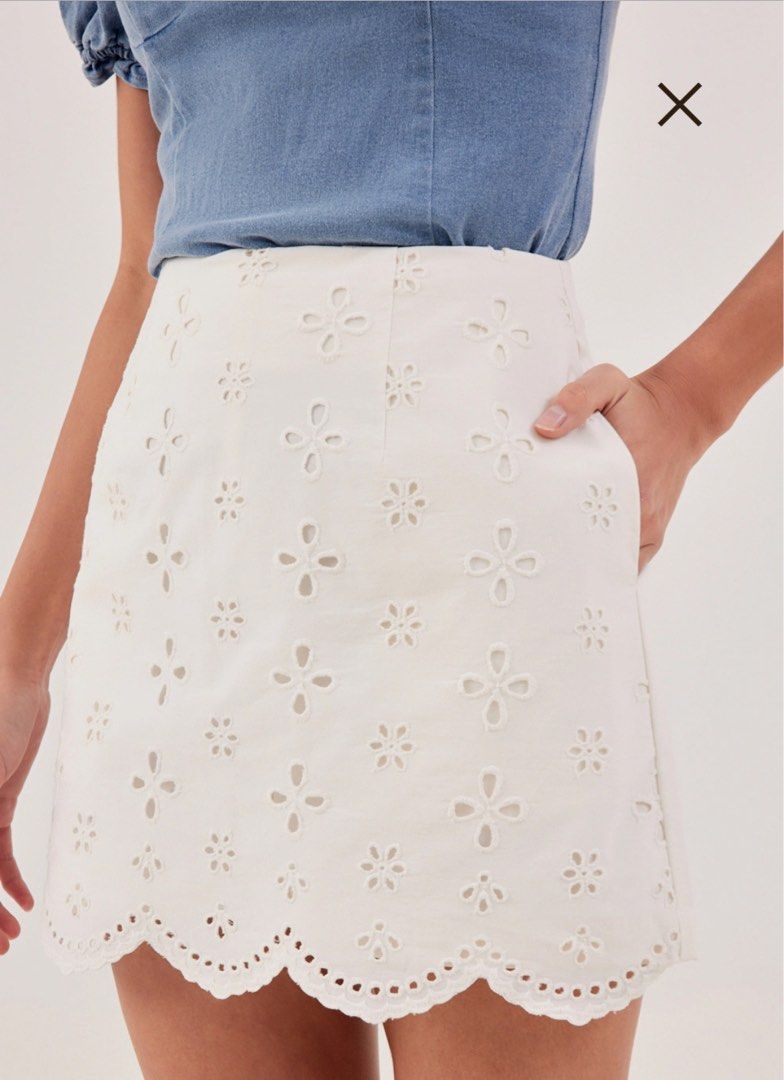 Aeris Broderie Skort, Women's Fashion, Bottoms, Shorts on Carousell