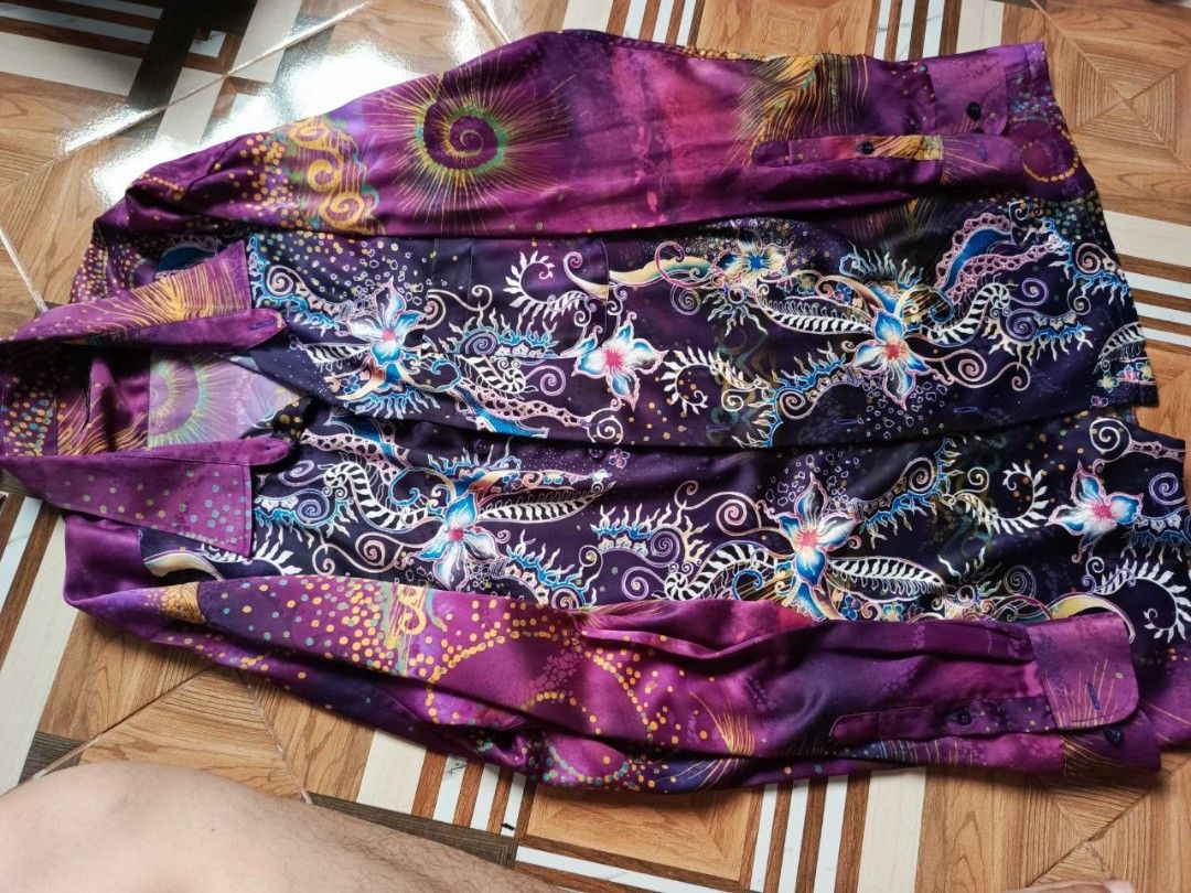 Baju Batik Jakel, Men's Fashion, Tops & Sets, Formal Shirts on Carousell