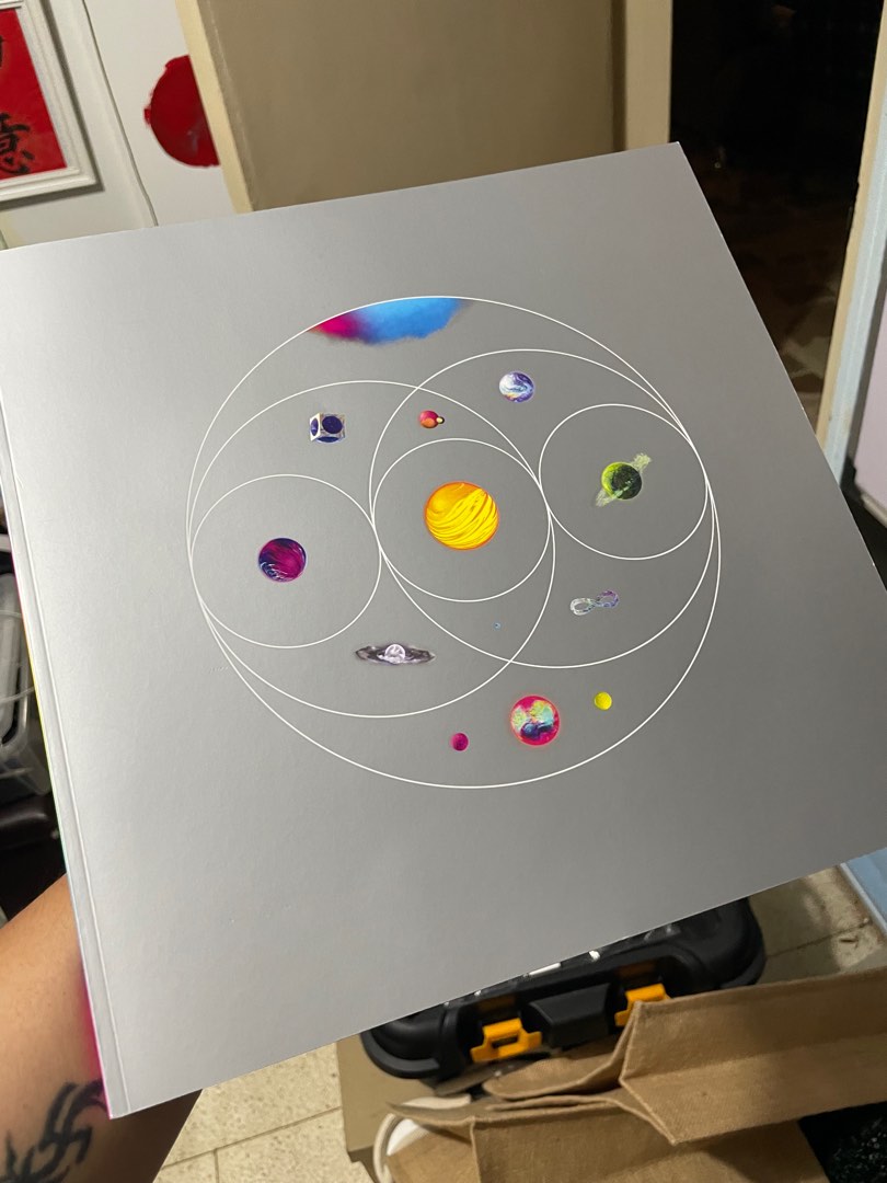 Coldplay Spheres Book from SG Concert, Hobbies & Toys, Memorabilia ...