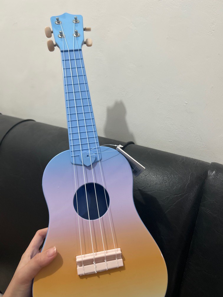 Flying Tiger Ukulele - Taylor Swift Lover Theme, Musik & Media, Alat di ...