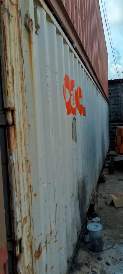 FOR SALE 40FT USED-EMPTY CONTAINER, Commercial & Industrial ...