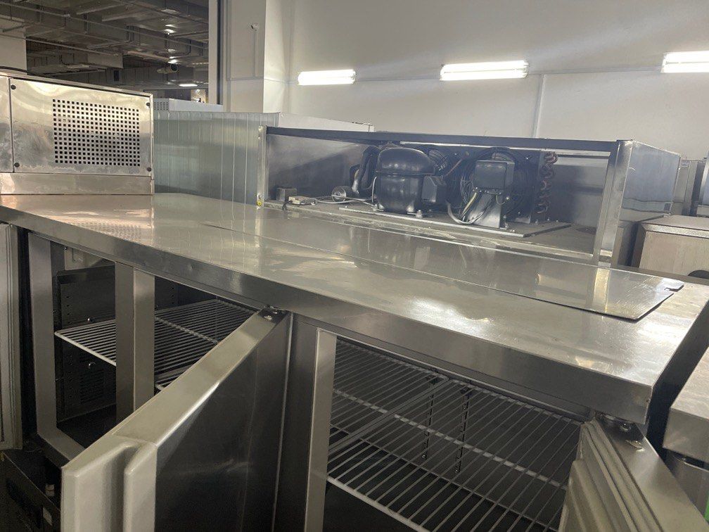 Hoshizaki 3 door open top counter chiller 1800*750 / commercial open ...