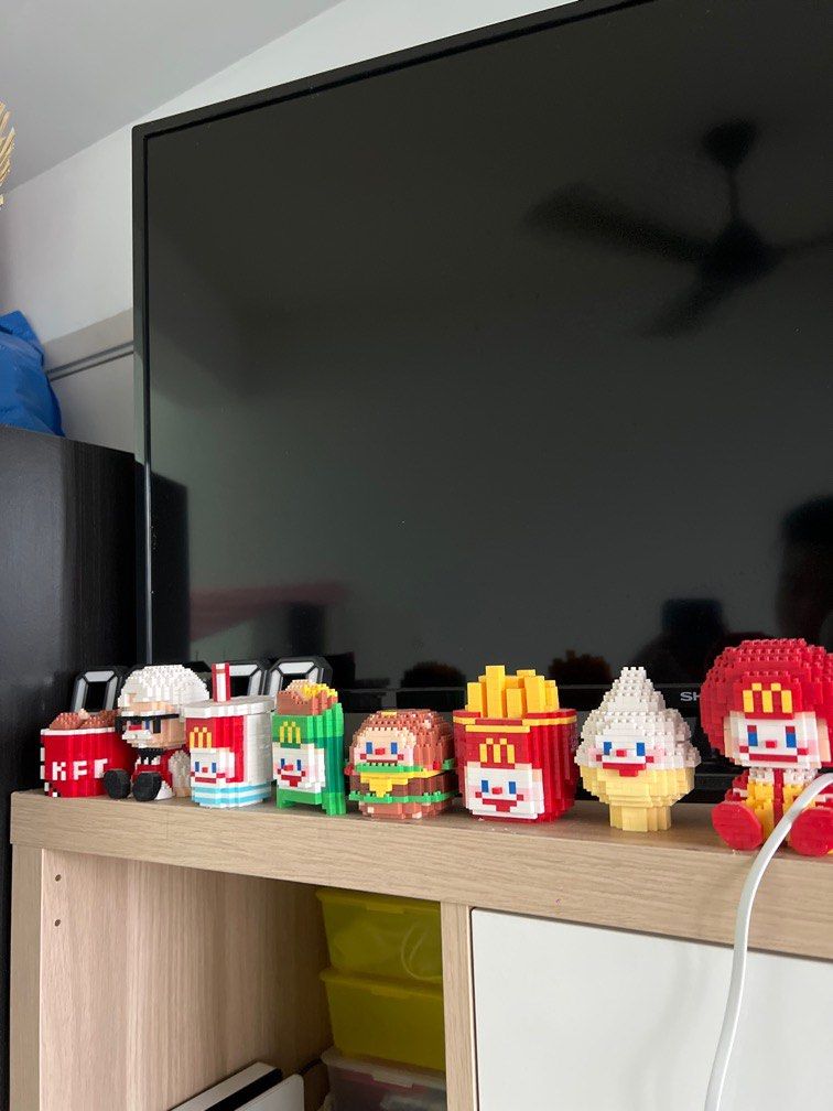 KFC and MCD lego toys, Hobbies & Toys, Collectibles & Memorabilia, Fan ...