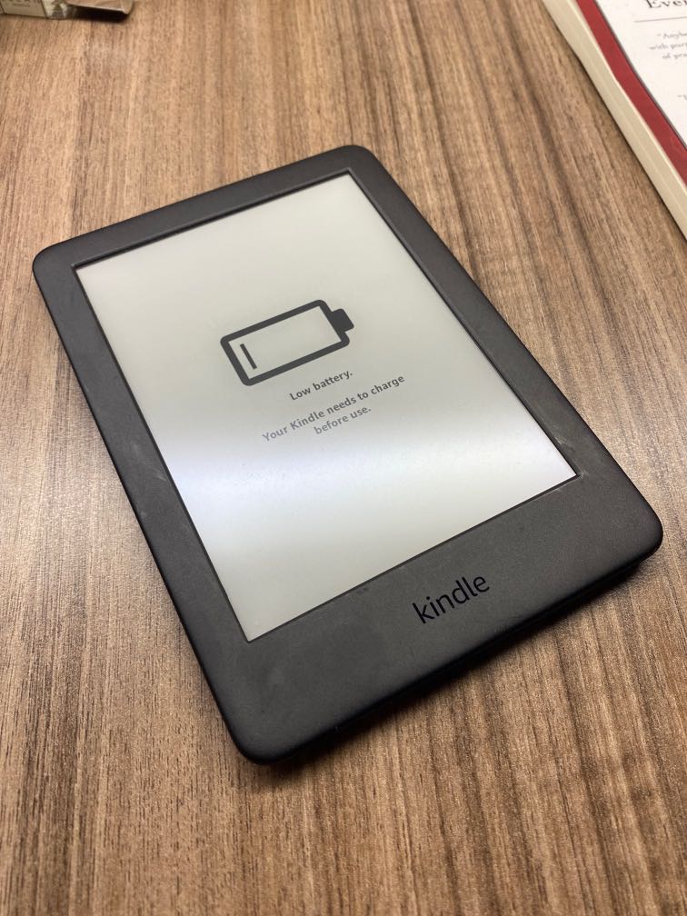 Kindle 10th gen 2019, Mobile Phones & Gadgets, E-Readers on Carousell