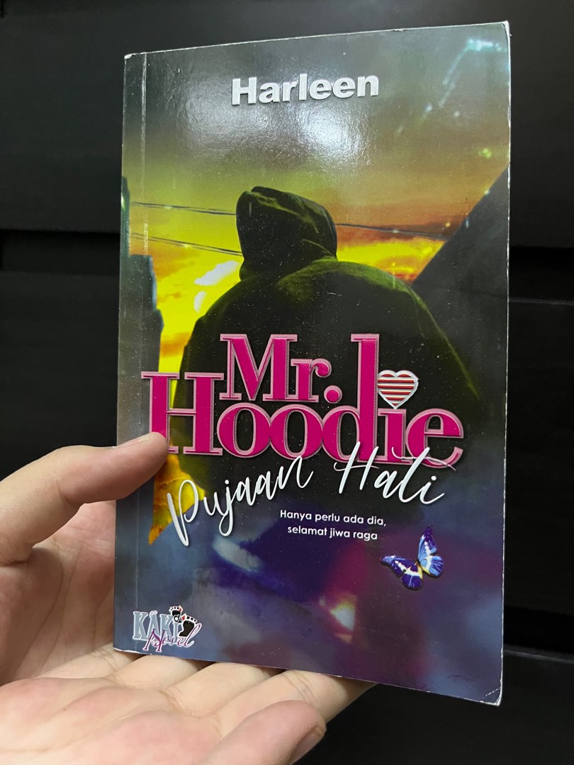 Mr Hoodie Pujaan Hati, Hobbies & Toys, Books & Magazines, Storybooks on ...