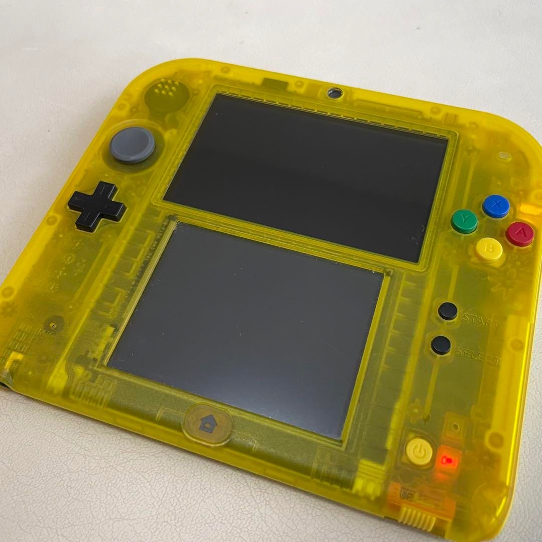 Nintendo 2DS Pokemon Pikachu, Video Gaming, Video Game Consoles ...