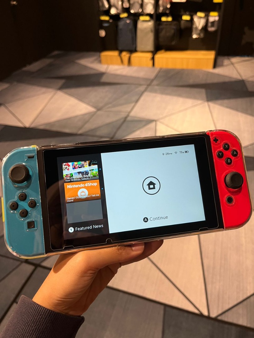 NINTENDO SWITCH BROKEN/CRACKED SCREEN FIXED @ AIKILYU GAMING BANGI ...