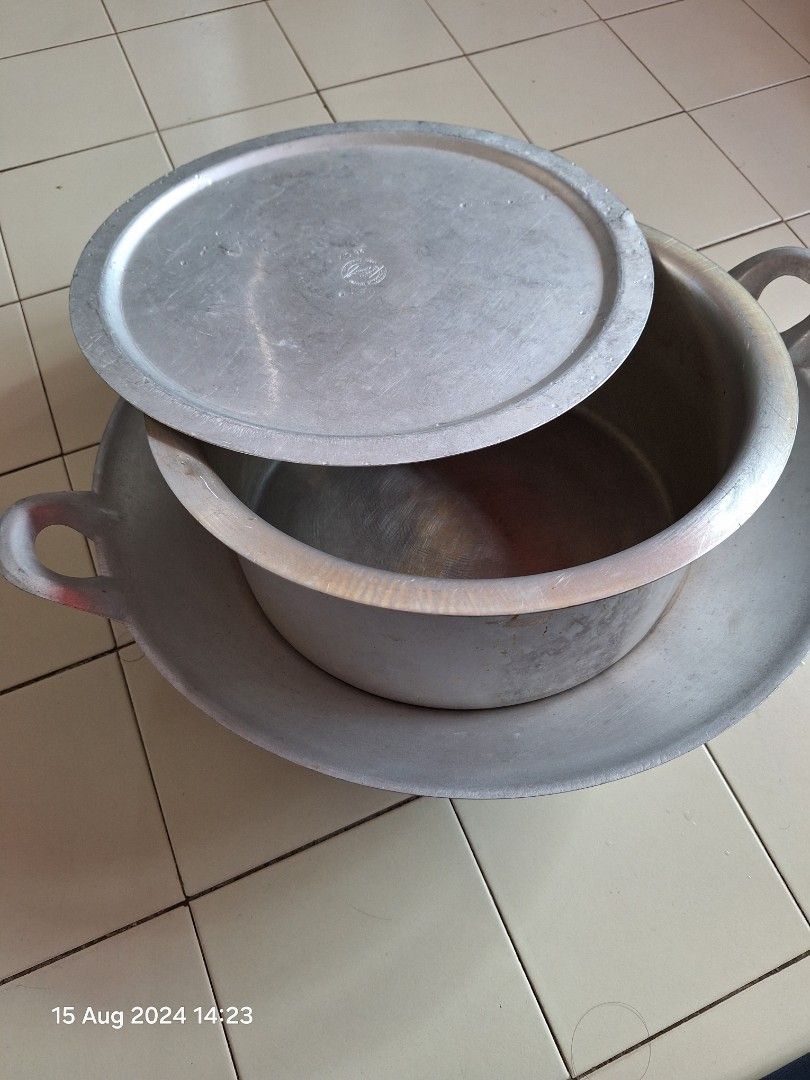 (used) Set Periuk Dan Kuali Aluminium, Furniture & Home Living ...
