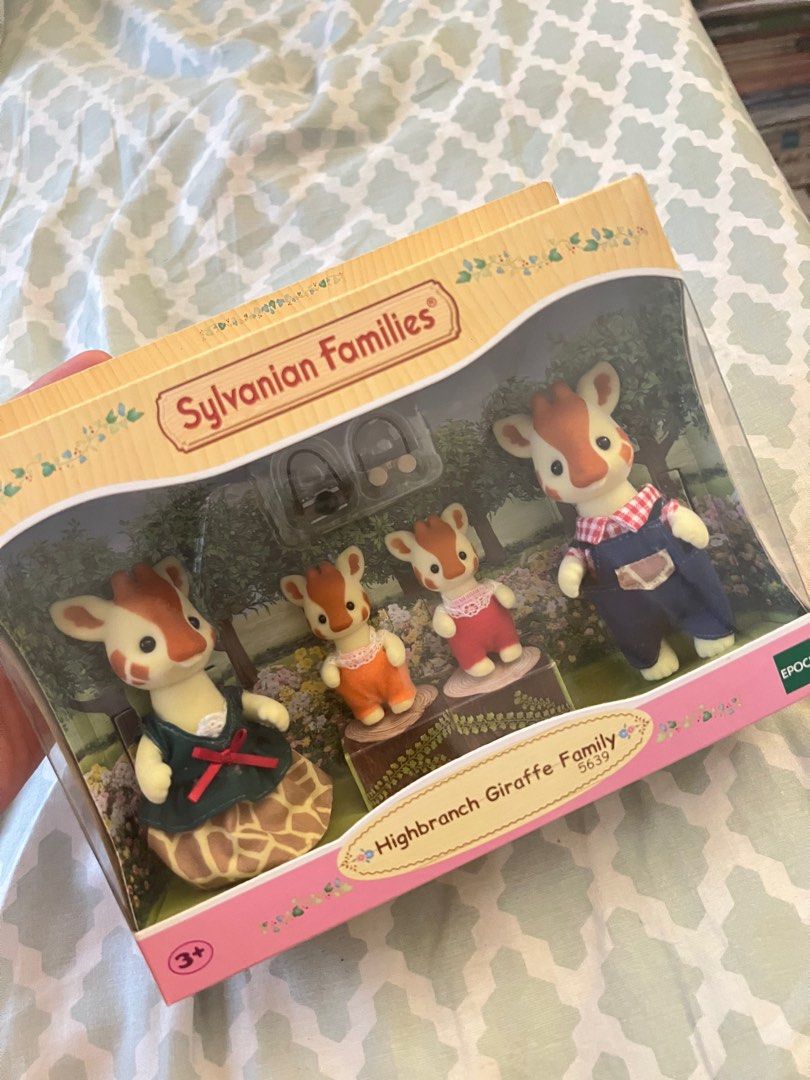 sylvanian families giraffe, Hobbies & Toys, Toys & Games on Carousell