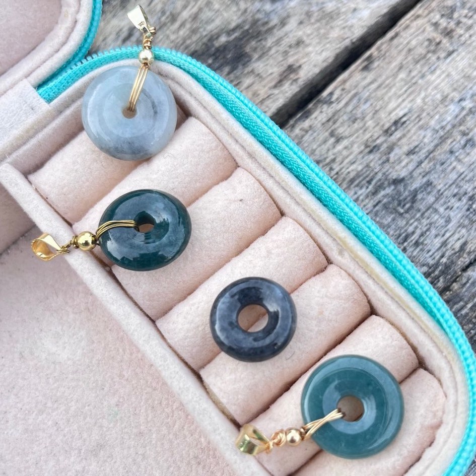 The subtle variety of jadeite colors. Grade A Natural Jadeite Jade ...