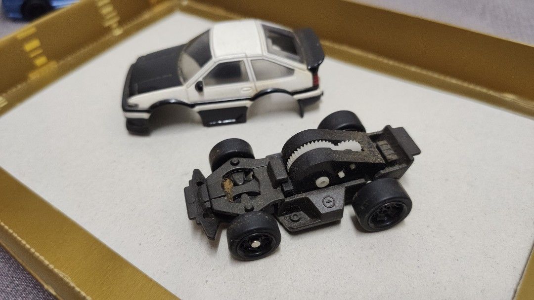 TOMY TOMICA Bit Char-G Pullback Toyota Trueno AE86, Hobbies & Toys ...