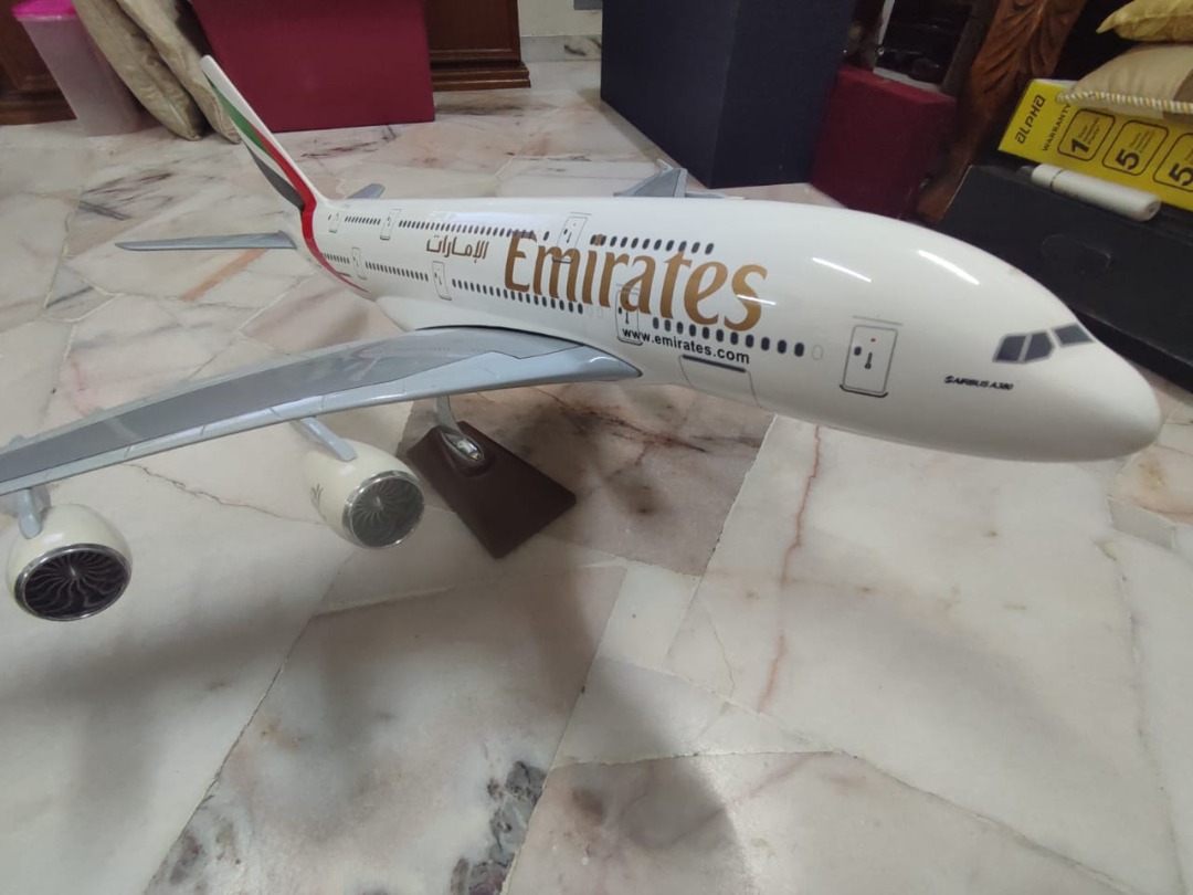 1:100 - Scale Emirates A380-800 Model, Hobbies & Toys, Collectibles ...