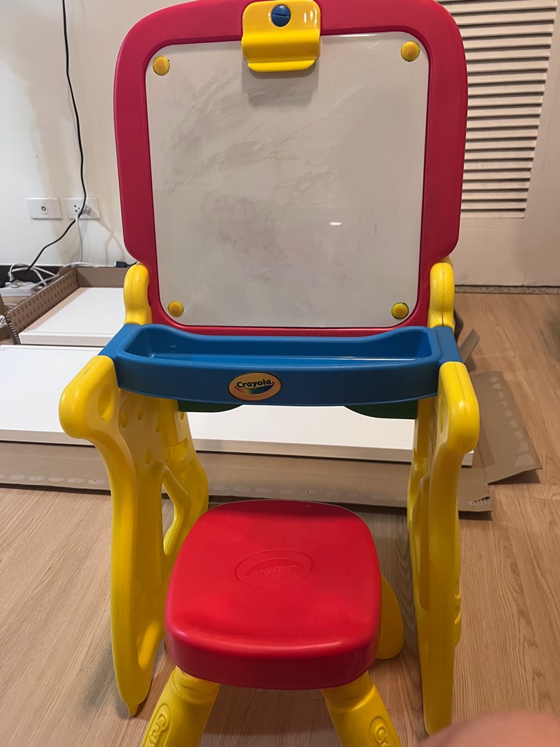 Crayola Easel Table and Chair used with box, Babies & Kids, Baby ...