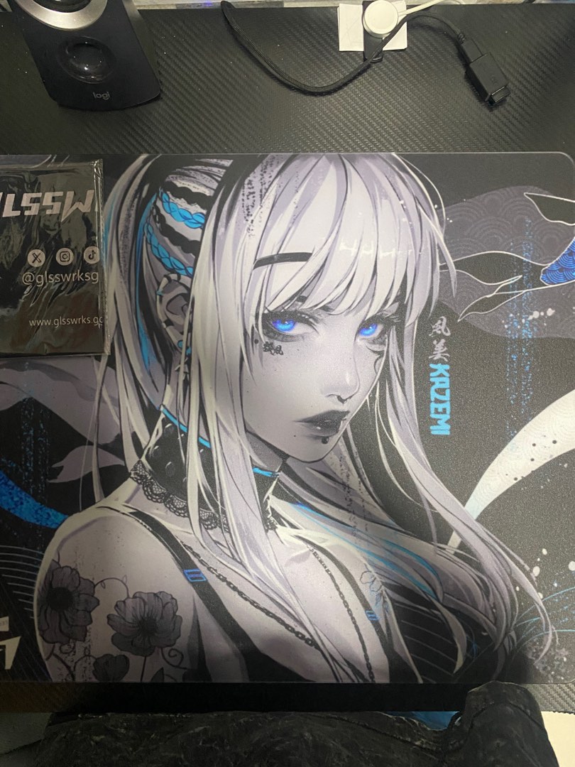 GLSSWRKS Kazemi Glass Mousepad (Limited Edition 2657/3333), Computers ...