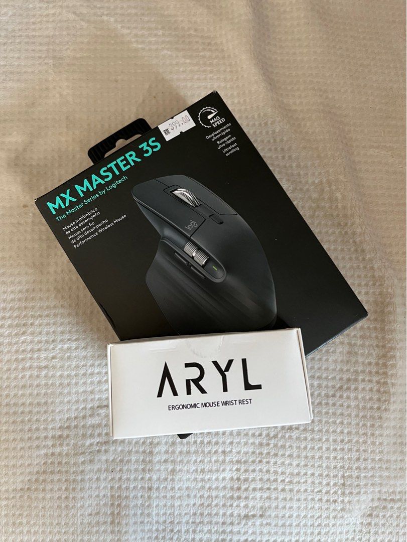 Logitech MX Master 3S + wrist rest, Computers & Tech, Parts ...