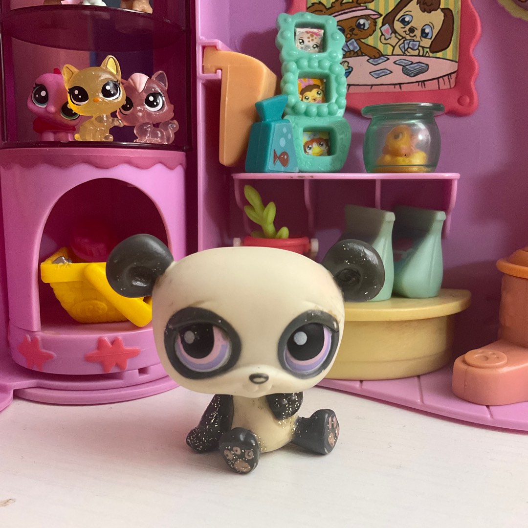 Lps panda, Hobbies & Toys, Toys & Games on Carousell