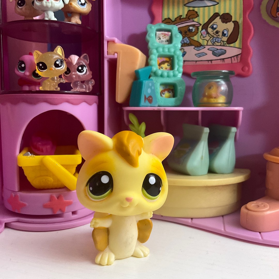 Lps sugar glider, Hobbies & Toys, Toys & Games on Carousell