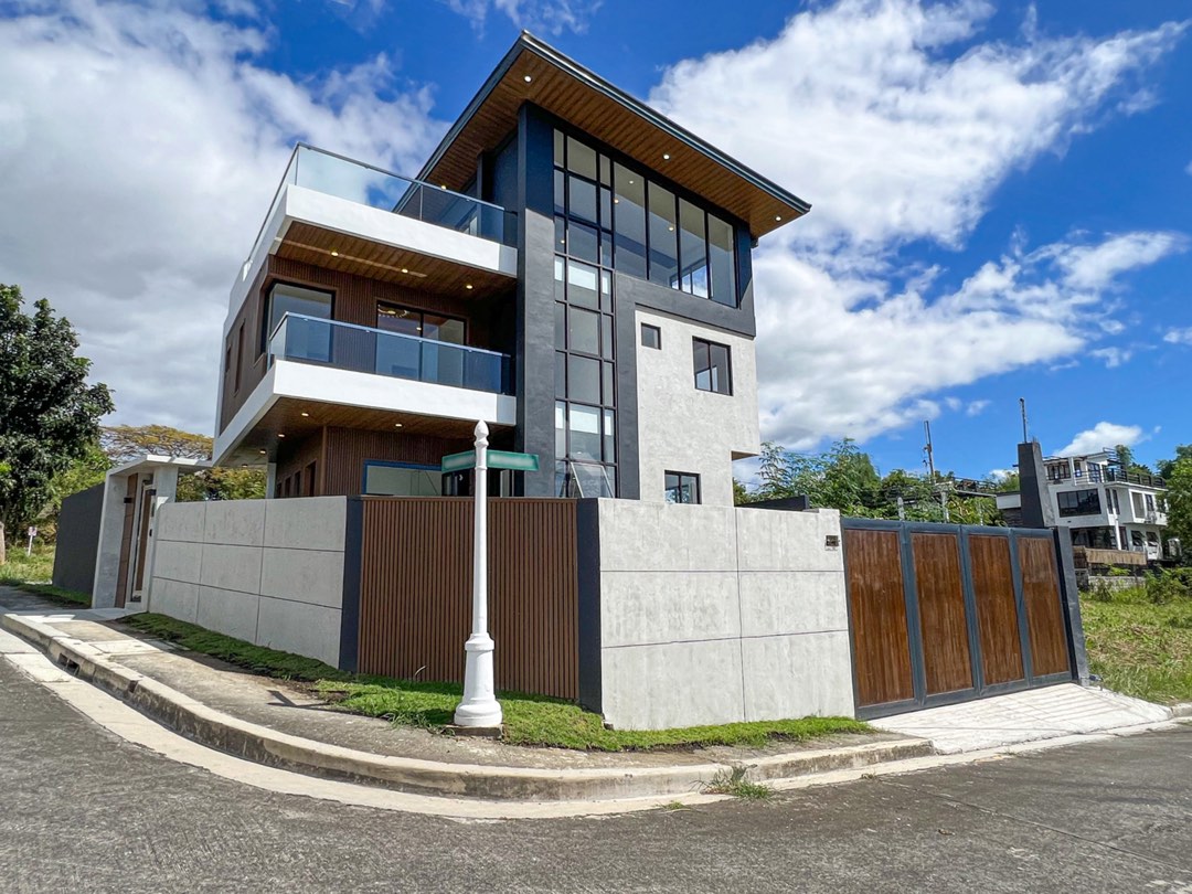 Overlooking Modern Industrial House and Lot For Sale in Monteverde ...