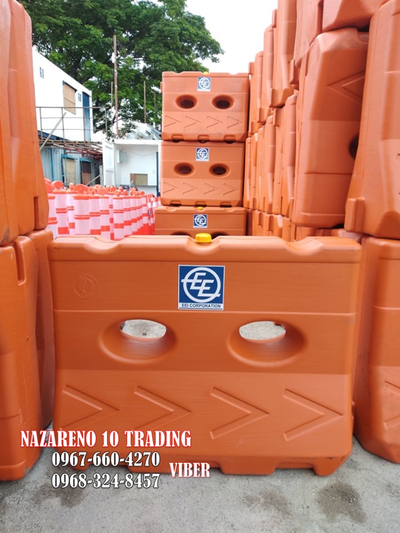 plastic road barrier brb2, Furniture & Home Living, Cleaning & Homecare ...