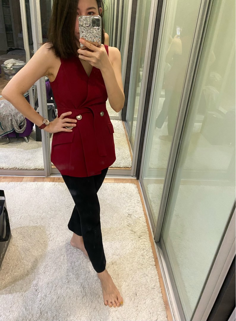 Red long vest, Women's Fashion, Tops, Sleeveless on Carousell