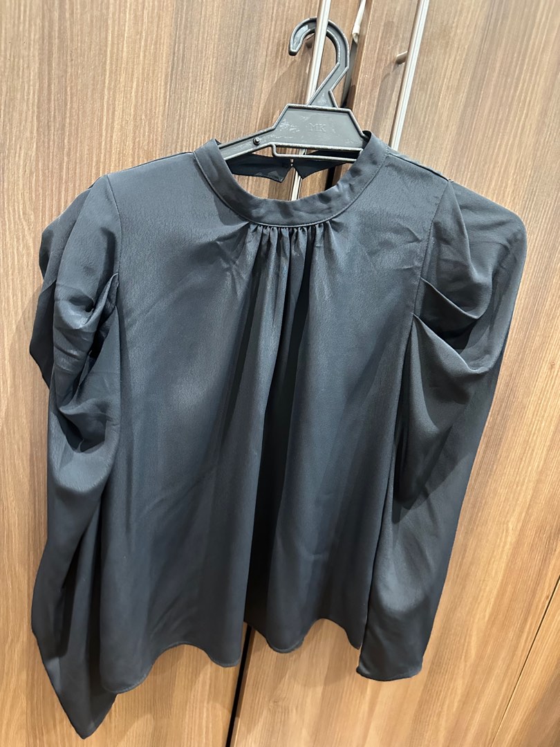 Topshop Black Long Sleeve Ruffle Hand Back V Opening Top, Women's ...