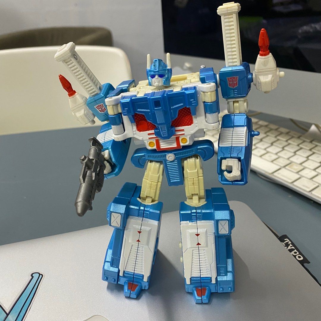 Transformers Titanium Series Ultra Magnus G1, Hobbies & Toys, Toys ...