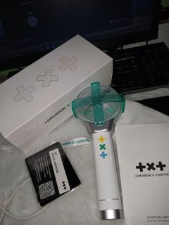TXT Lightstick Moabong Version 1, Hobbies & Toys, Memorabilia ...