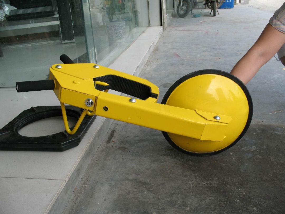 Wheel Clamp SUV Small Car For Sale DW-CO6-S, Everything Else, Looking ...