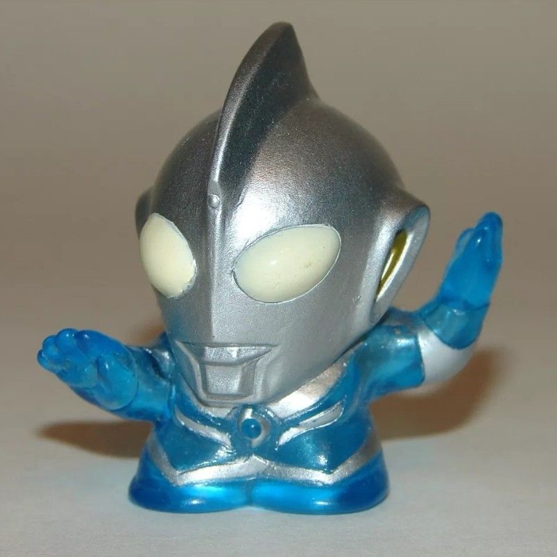 WTB Ultraman Cosmos (finger doll sp), Hobbies & Toys, Toys & Games on ...