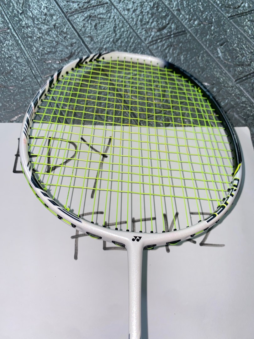 Yonex Astrox 99 Pro White Tiger, Sports Equipment, Sports & Games ...