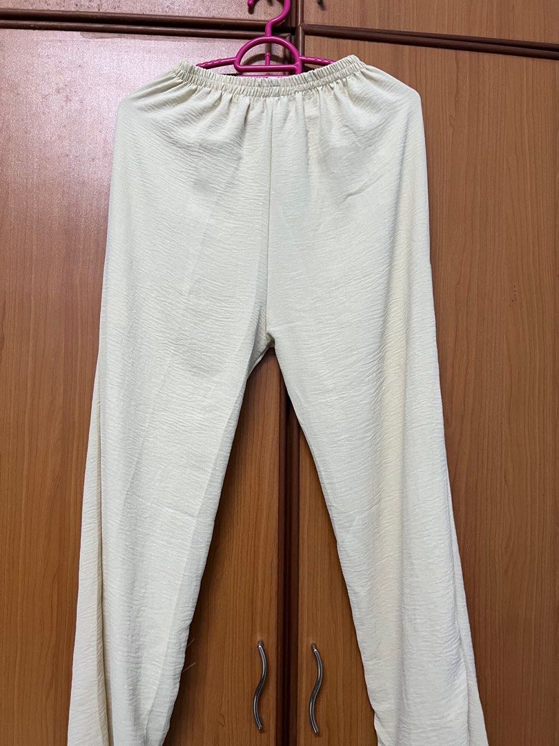 Yuna Puff Suit/Satu Set/Milky/Apricot, Women's Fashion, Muslimah ...