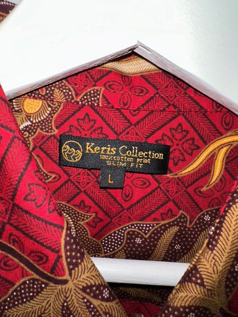 Batik kris lengan panjang, Fesyen Pria, Pakaian , Baju Luaran di Carousell