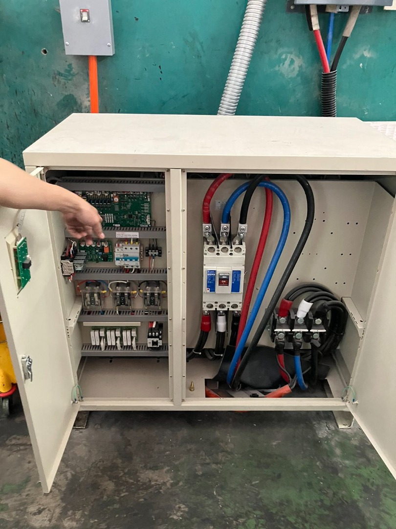 BEST 5-10 years Heavy Duty AVR 60KVA 150KVA 250KVA 3 Phase AVR AVR for ...