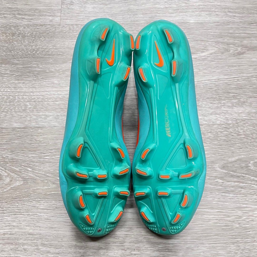 BOOT BOLA NIKE, Men's Fashion, Footwear, Boots on Carousell