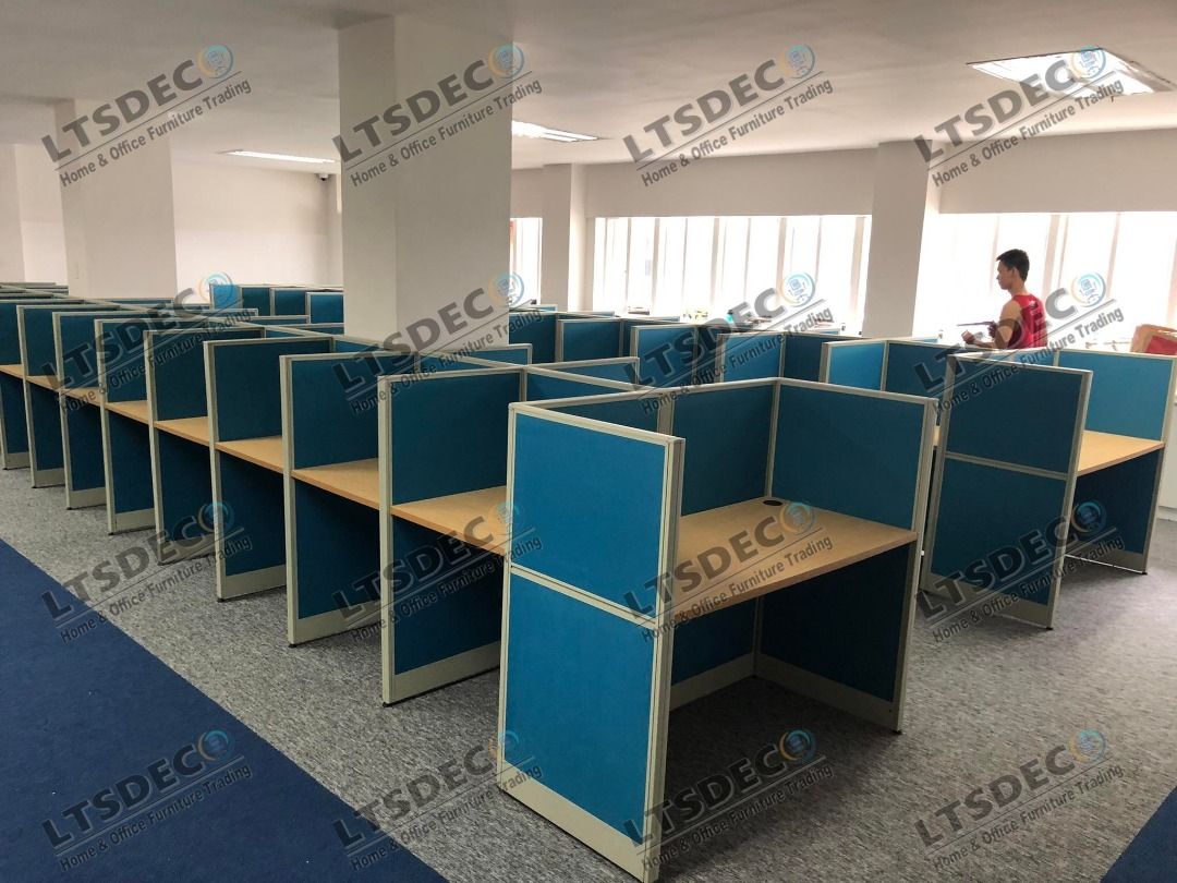 CUBICLE MODULAR TABLES OFFICE PARTITION FURNITURE WORKSTATION TABLES ...