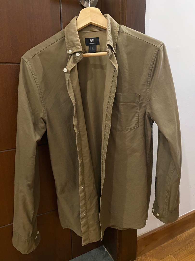Former Wear, Men's Fashion, Tops & Sets, Formal Shirts on Carousell