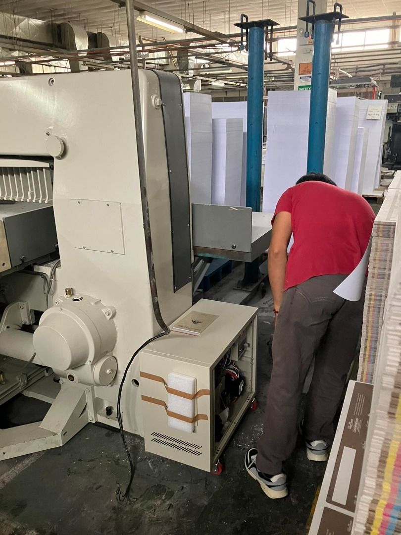 Heavy Duty 3 Phase AVR Industrial supplier 5-10 yrs ave life Heavy Duty ...