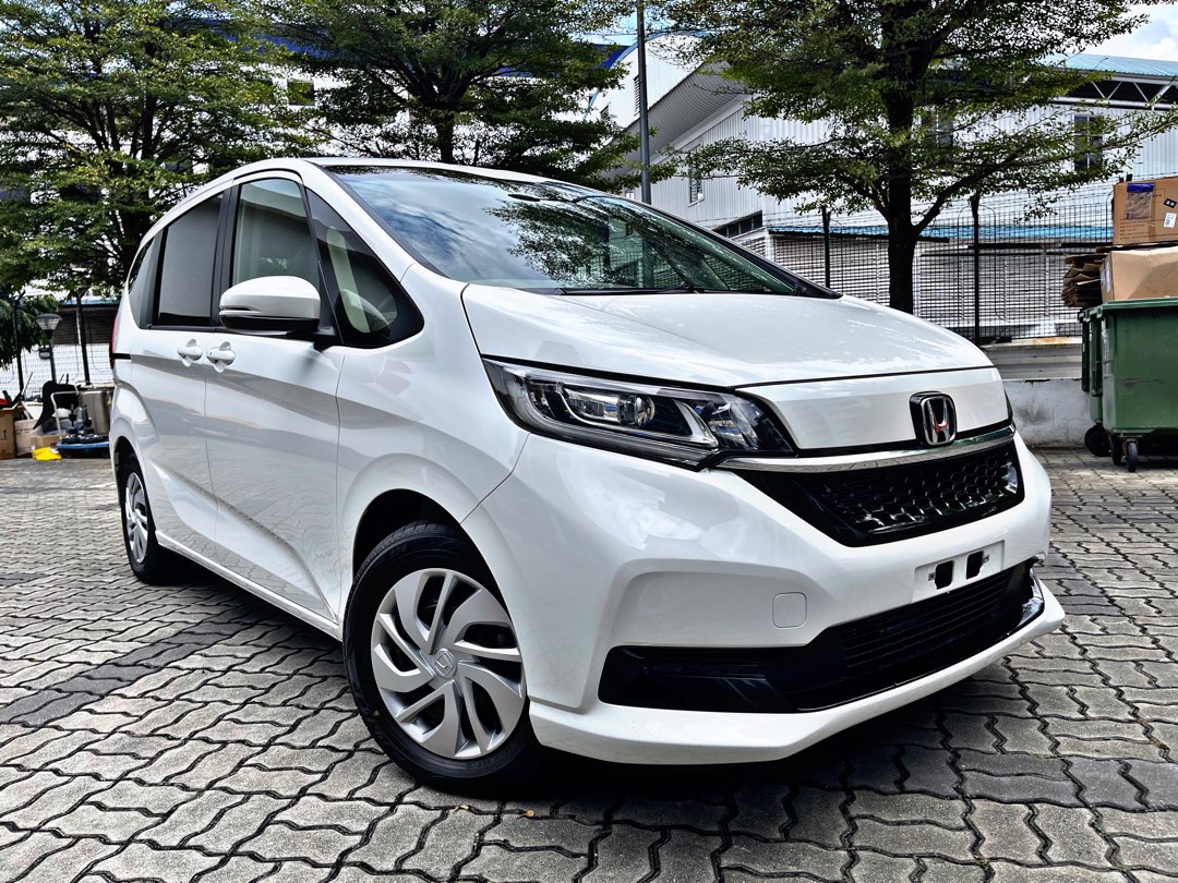 Honda Freed 1.5G Hybrid, Cars, Parallel Imports on Carousell