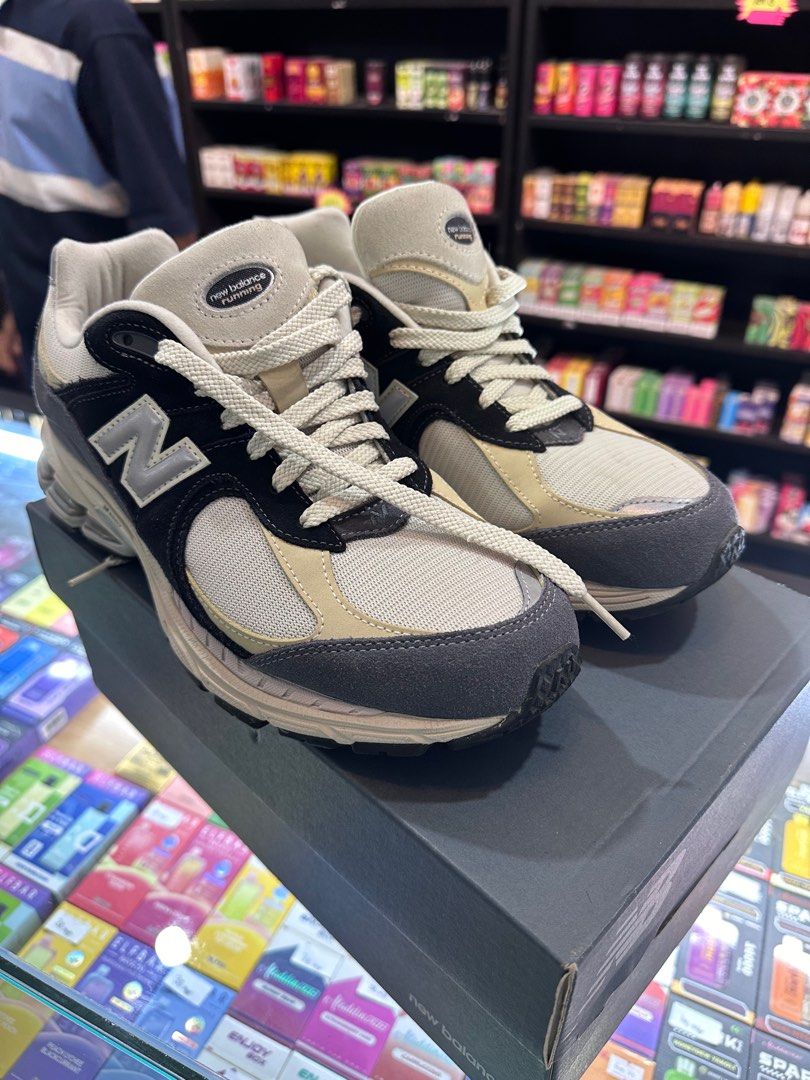 New Balance 2002R Magnet Timberwolf, Men's Fashion, Footwear, Sneakers ...