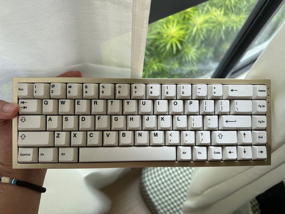 NovelKeys NK65 Aluuminium Cream Switches Mechanical Keyboard, Computers ...