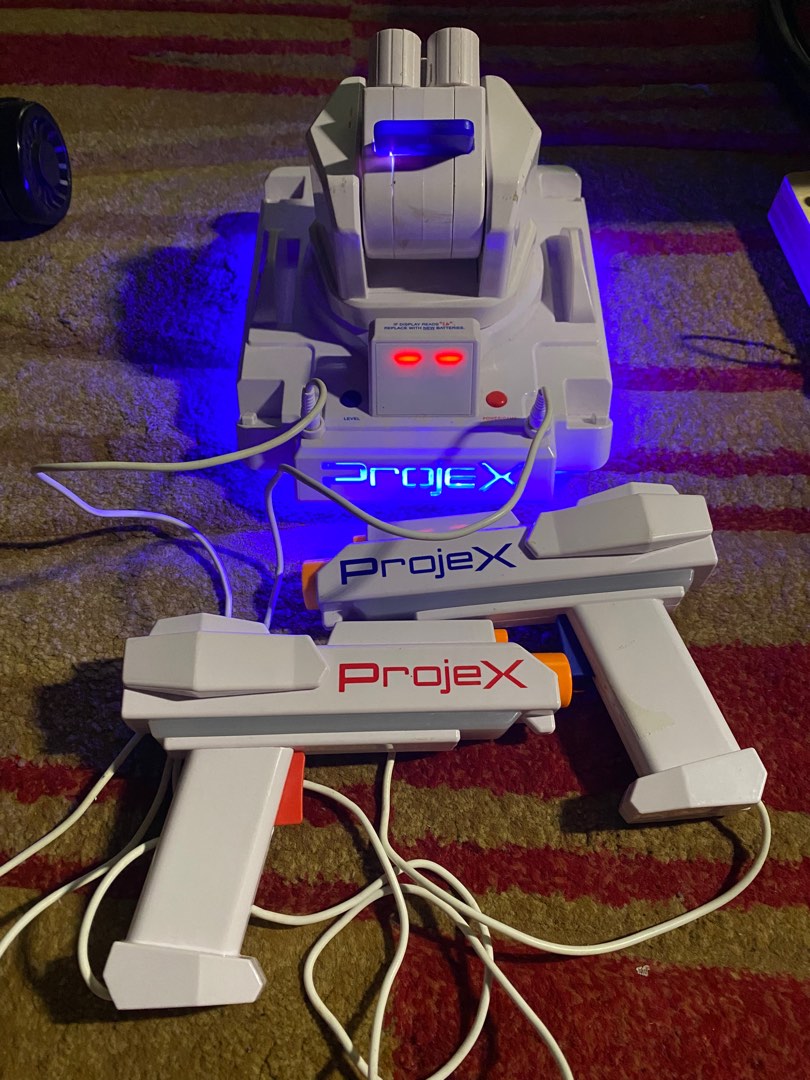 NSI ProjeX Animated Projecting Arcade Game,Tested/Works., Hobbies ...