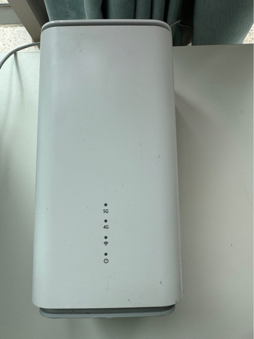 Oppo 5G CPE router 路由器, 電腦＆科技, 電腦周邊及配件, Wifi及上網相關產品 - Carousell