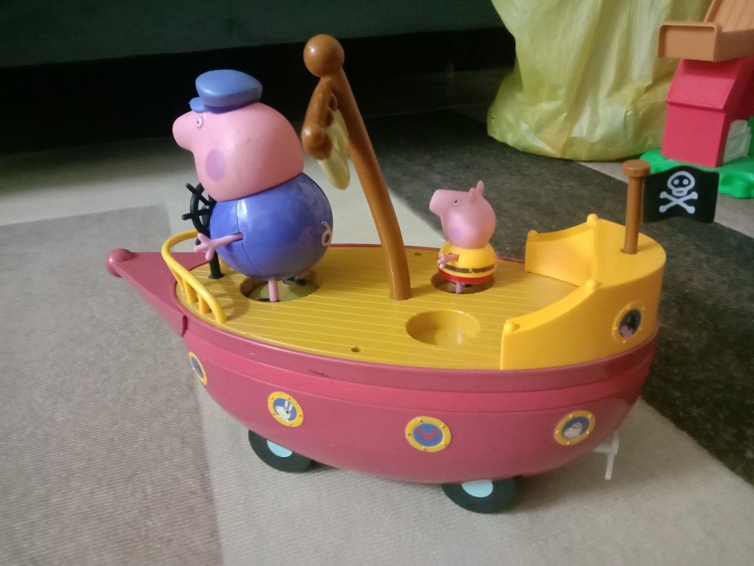 Peppa Pig Pirate Ship, Hobbies & Toys, Toys & Games on Carousell