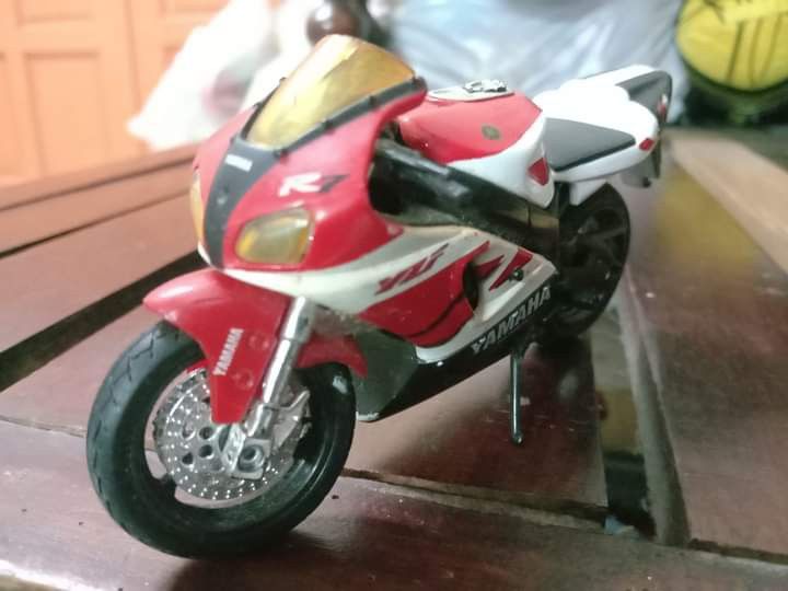 Yamaha Miniature 1/18 Motor, Hobbies & Toys, Toys & Games on Carousell